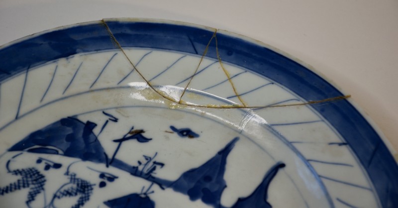 History:Collection:Three Large Canton Plates | Joel Lane Museum House